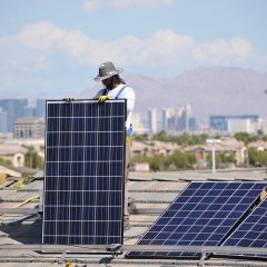 Reviews and advice on solar panels, solar companies and prices